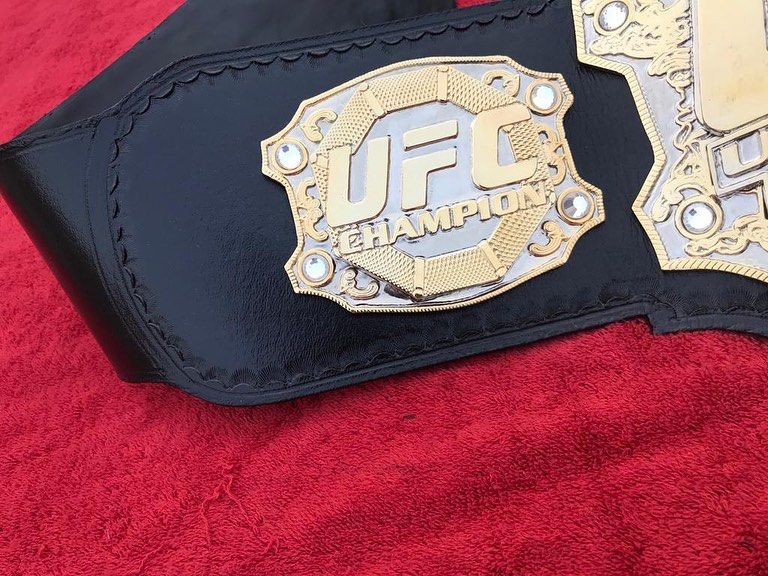 UFC CLASSIC CHAMPIONSHIP REPLICA BELT NEW